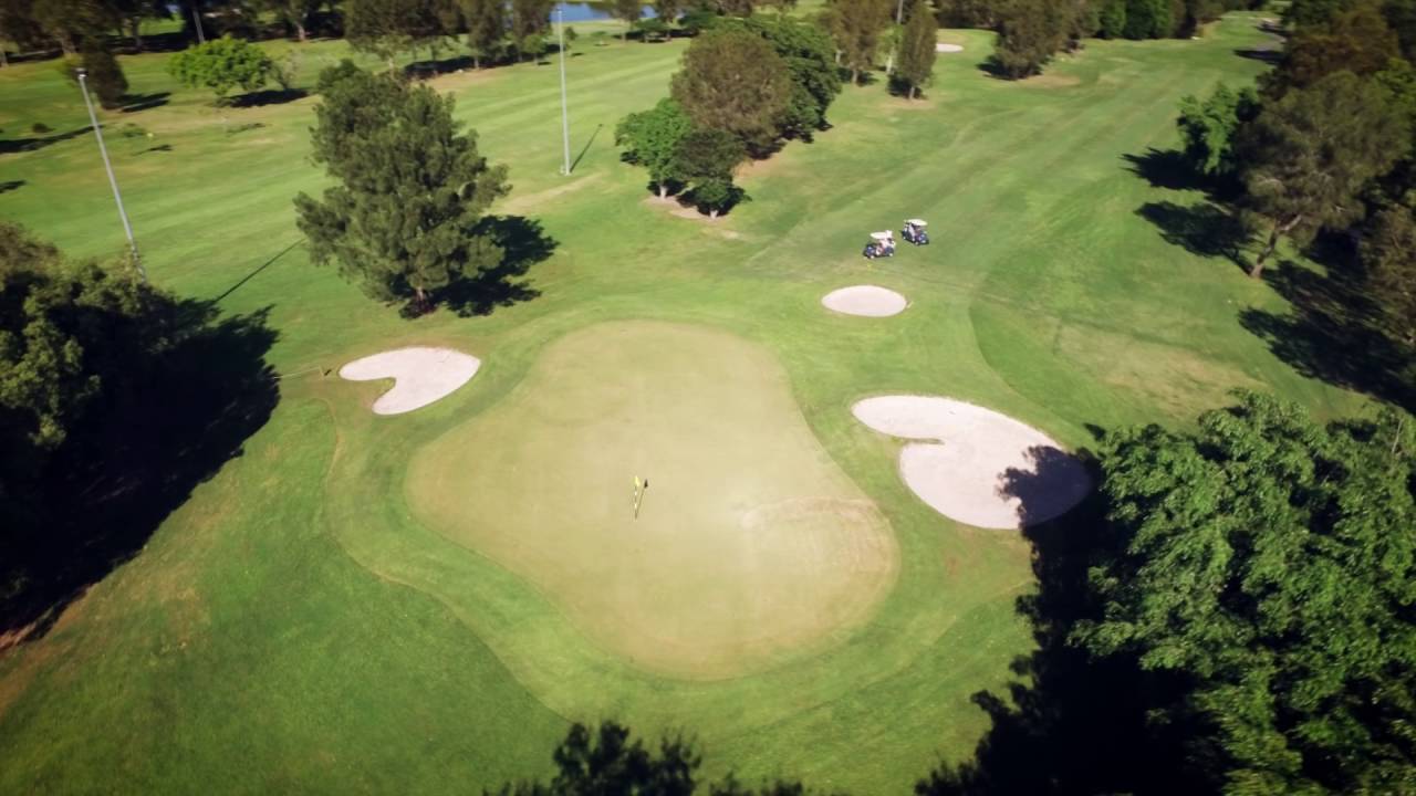 Hole 09 @ Emerald Lakes Golf Club - YouTube