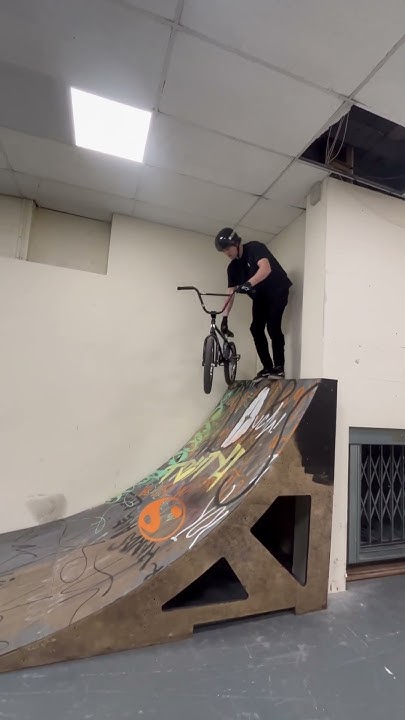 Sketchy bmx drop in! - YouTube