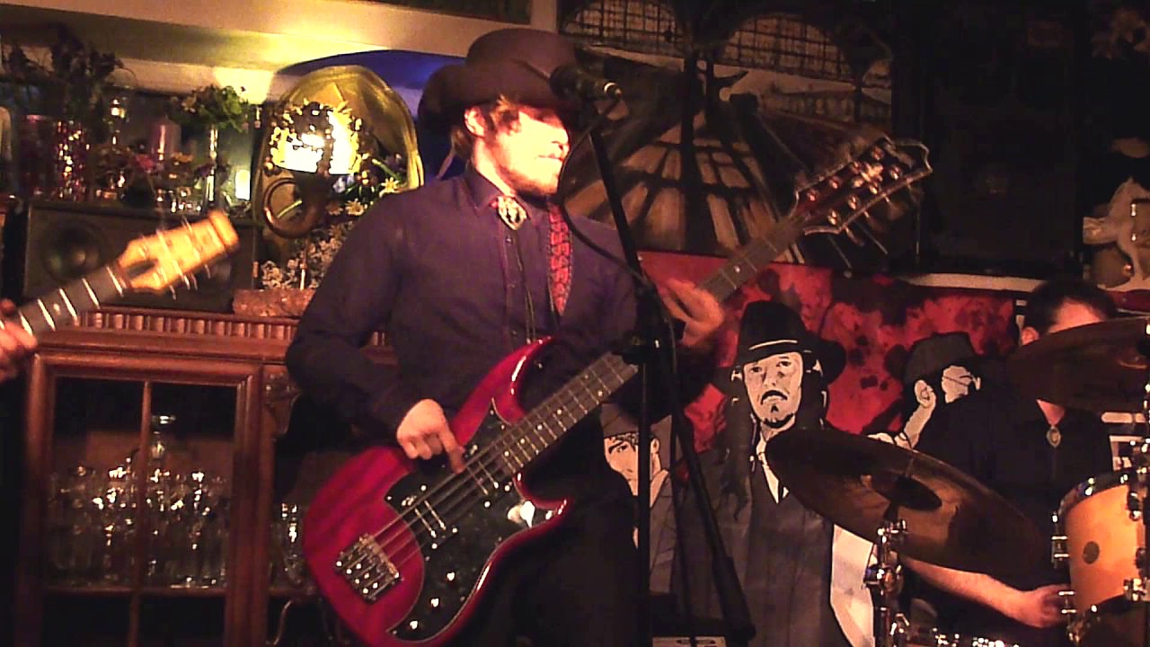 Makar & Children of The Corn - "Happy Blues" - YouTube