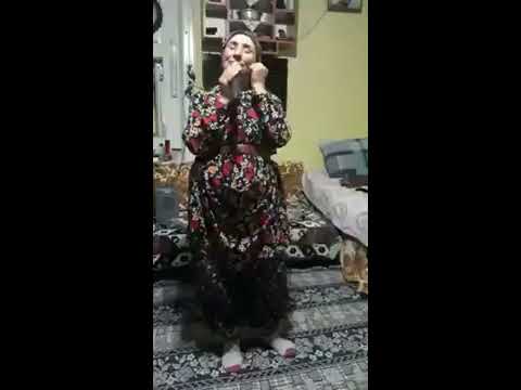 Şerife Soylu.Bağla Boğçanı Burdan Kaçalım.Yüreğine Sağlık 🎸🎻