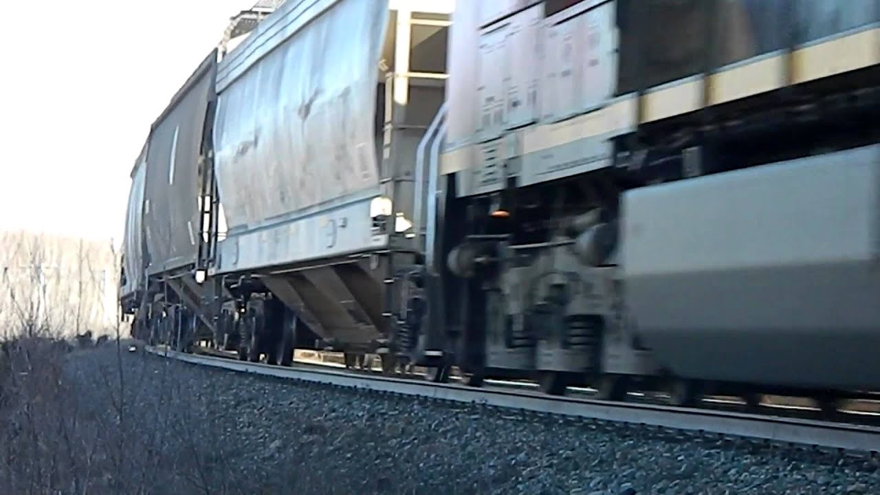 MEET | VIA 14 Meets CN 407 | Painsec Jct., NB | Feb. 2, 2013 - YouTube