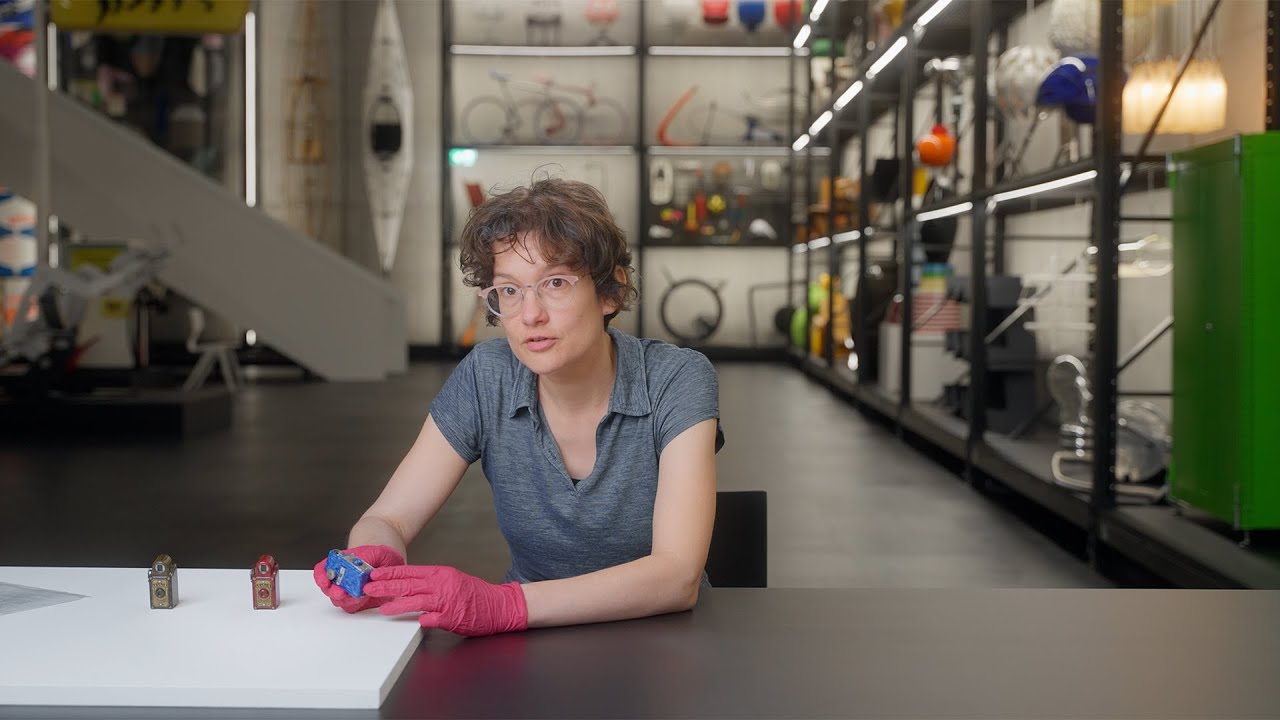 X-D-E-P-O-T. Caroline Fuchs - YouTube