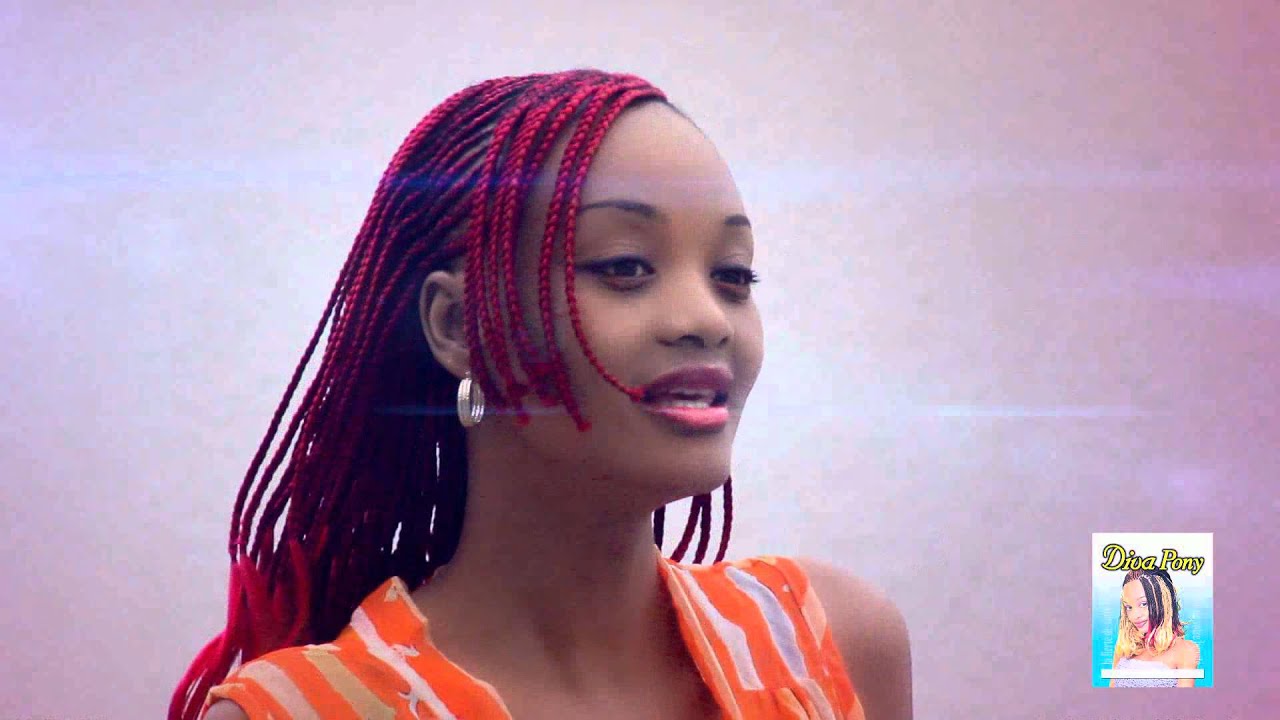 SPOT MECHE DIVA PONY - YouTube