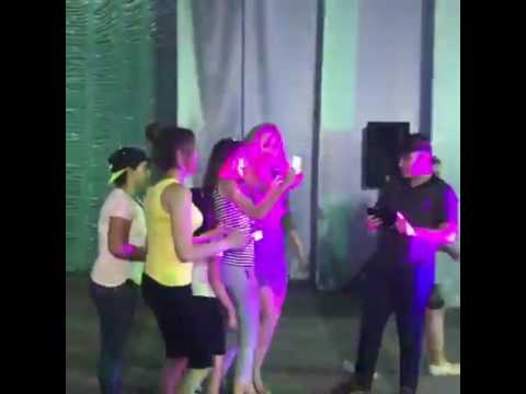 Roza Gencelileri ateşe qonaq eledi 😜💣🔫