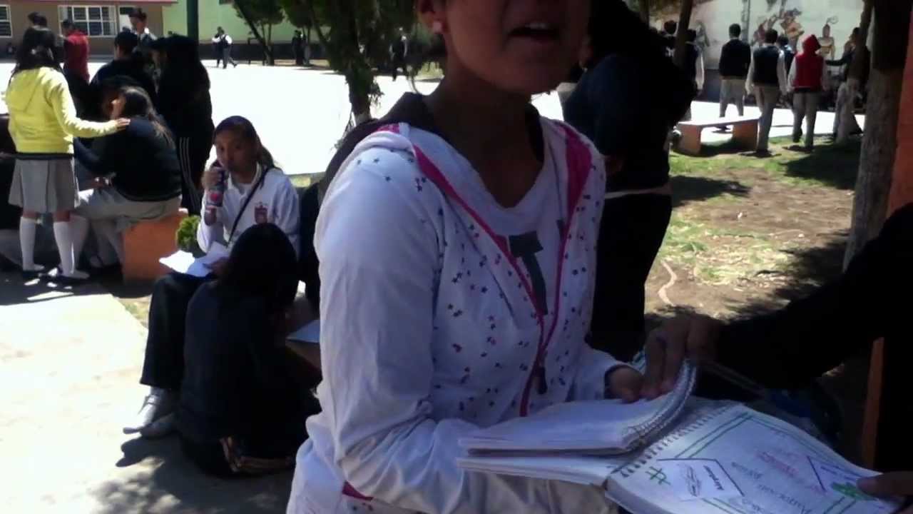 VideoCasiDiario "¿De qué color son tus chones?" ft. ¿Usas brassiere ...