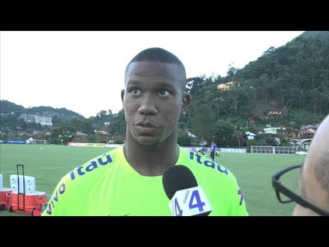 Top 5 golaços de Lucas Ribamar