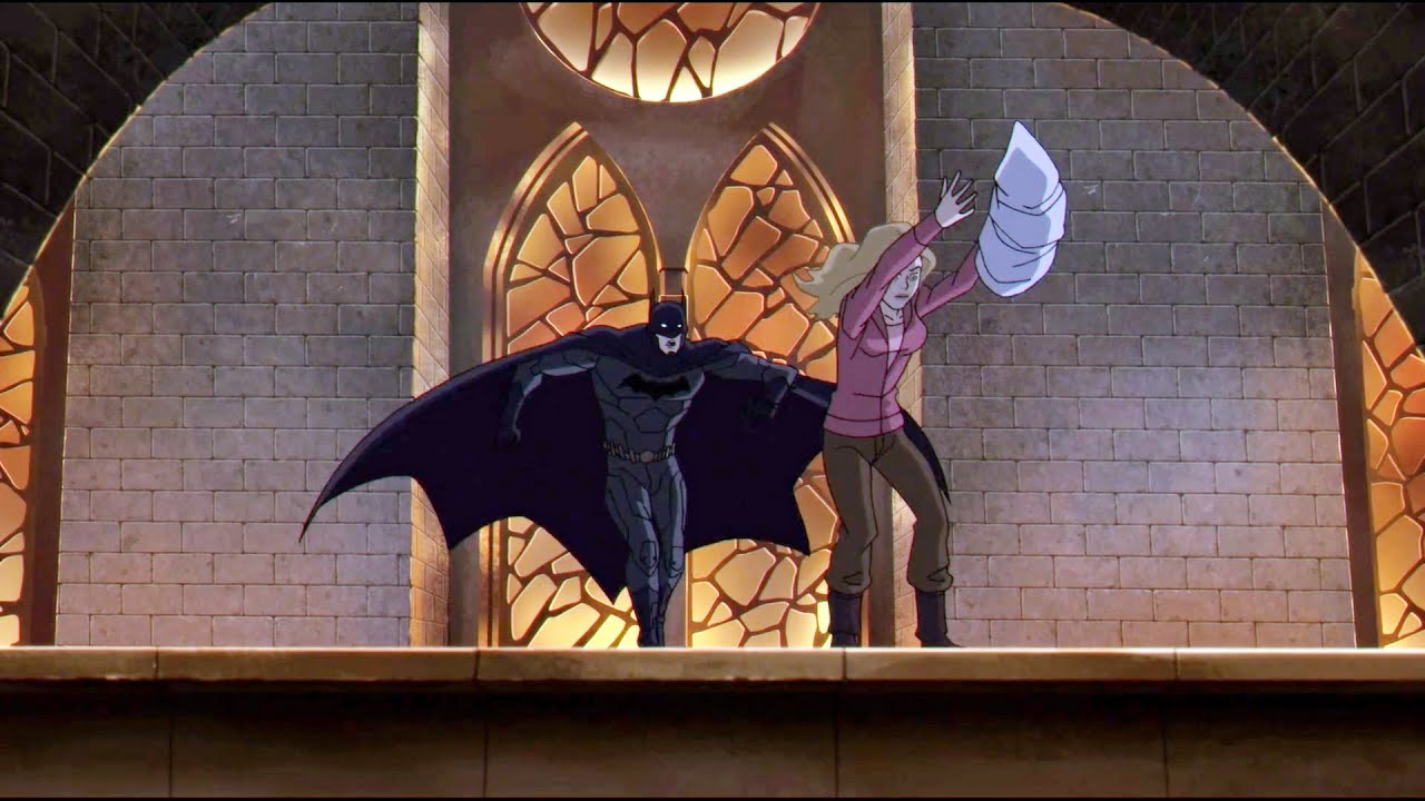 Batman salvando um bebê de uma mãe possuída por algo sobrenatural - YouTube