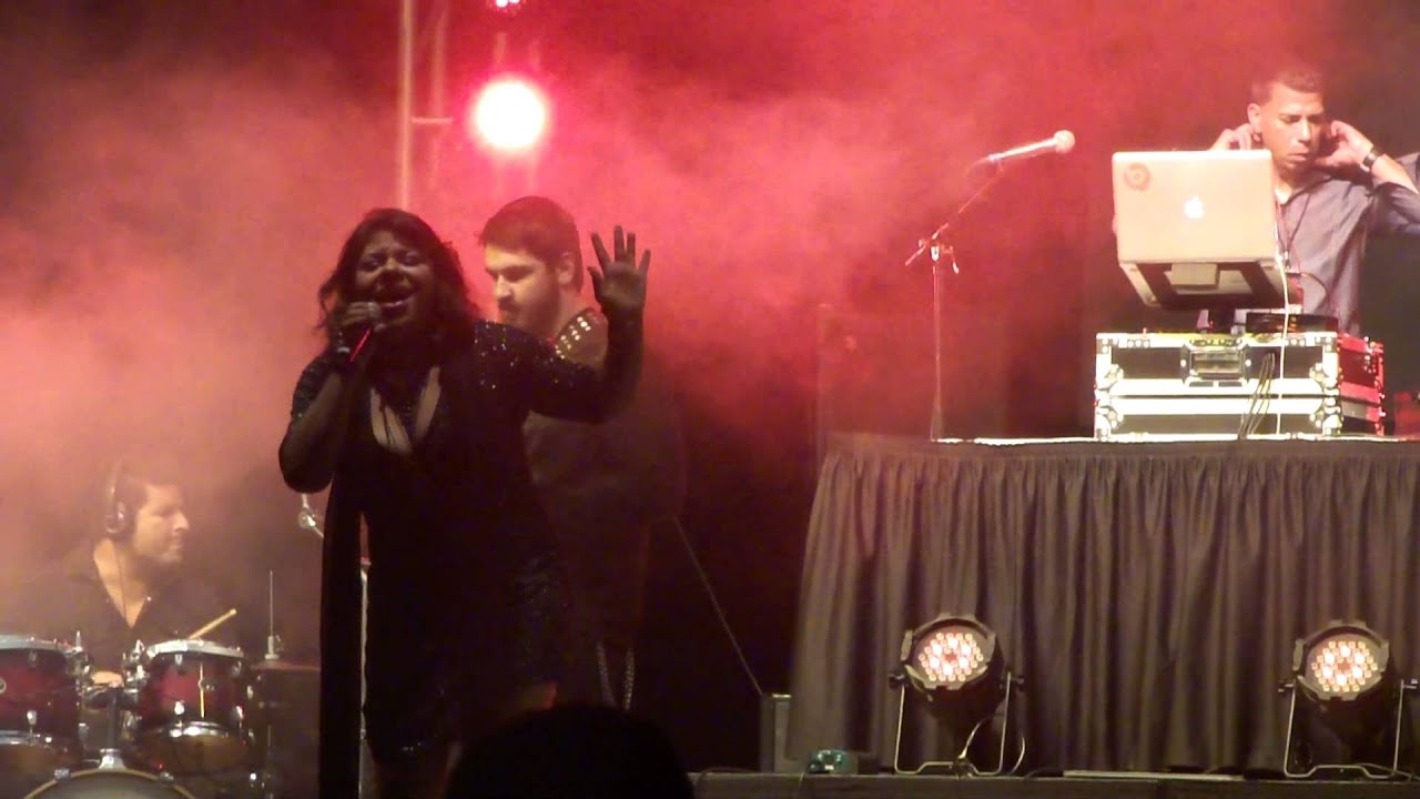 Giggles - Love Letter (Freestyle Legends Tour 2012 Kissimmee, FL) - YouTube