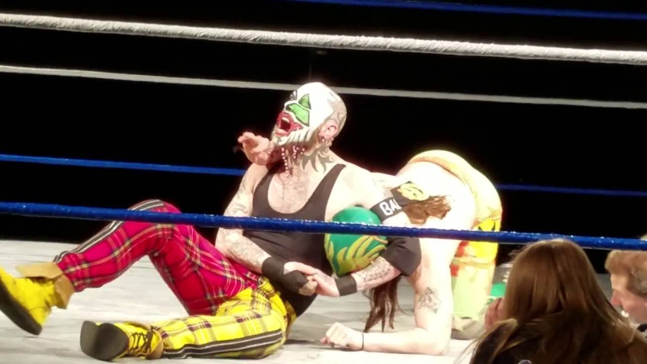 smiley vs lenn oddity - YouTube