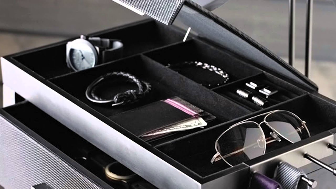 Kenneth Cole Reaction Home Standing Valet at Bed Bath & Beyond - YouTube