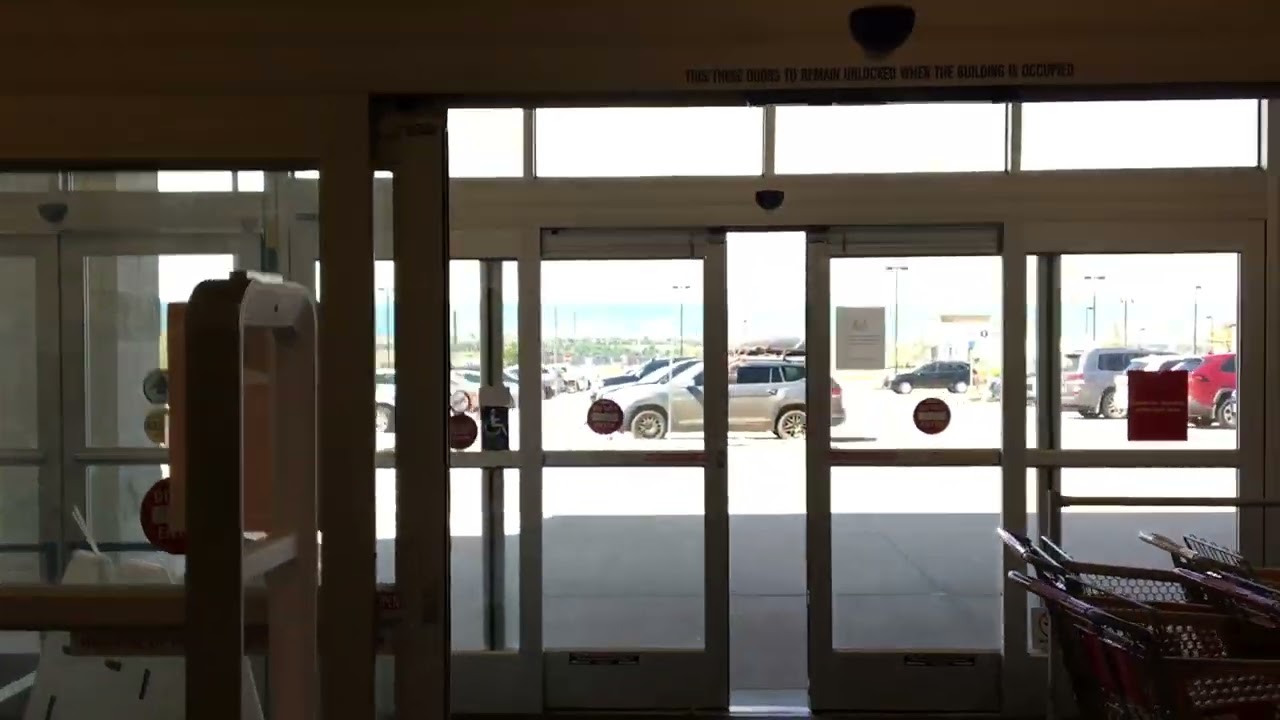 Retake of 2016 Stanley automatic doors at TJMax in Castle Rock Colorado ...