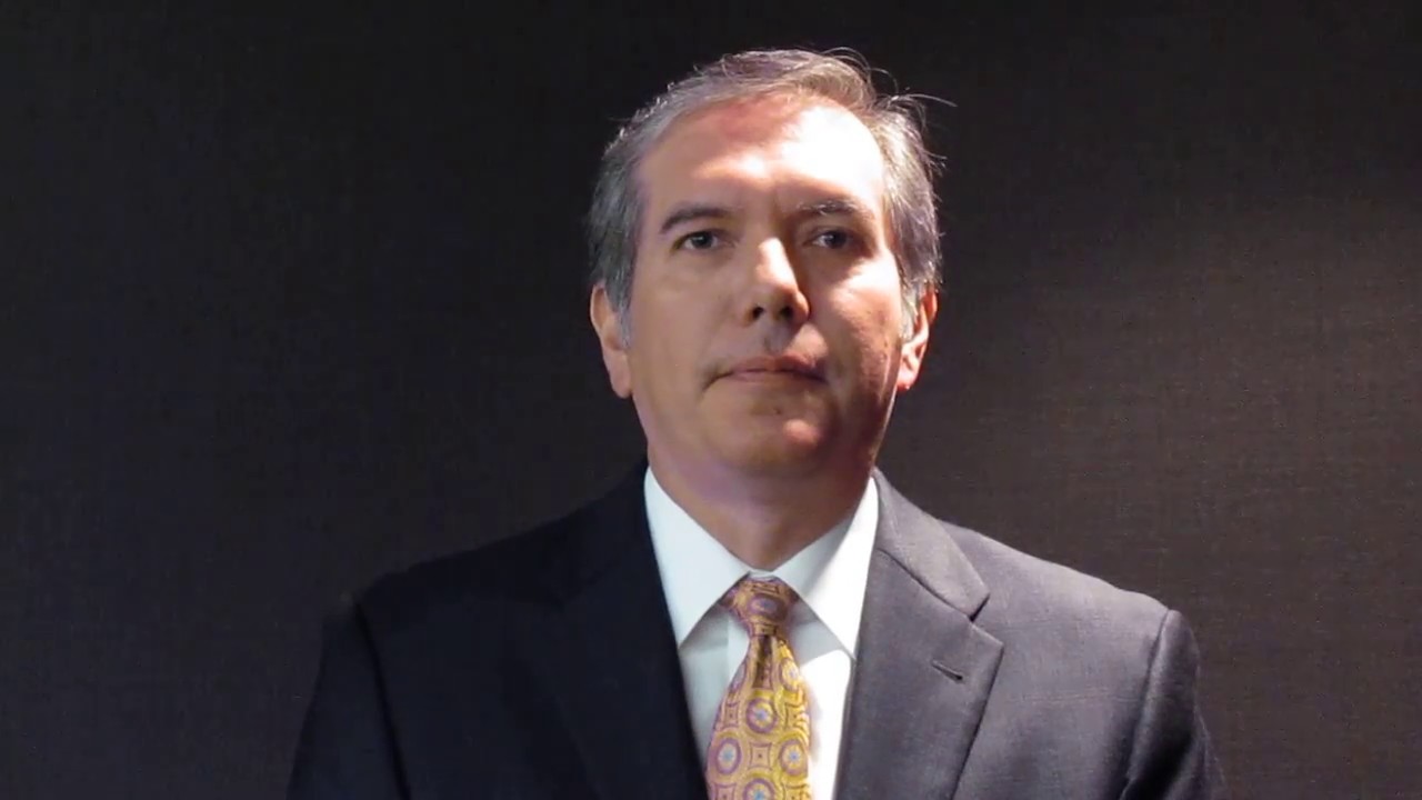 Slap Tear Prevention - Dr. Eloy Ochoa - YouTube