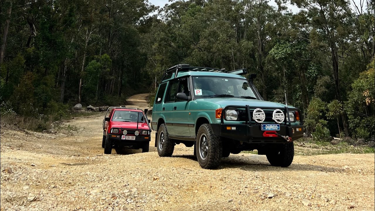 ROVER 4x4 #1 - Discovery 1 Fraser Island & Mt Mee ACTION - YouTube