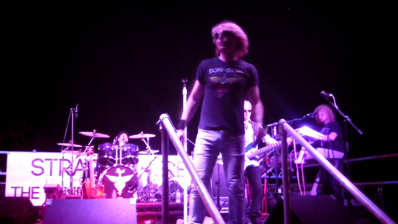 Bon Giovi at Stradisphere 2016 - YouTube