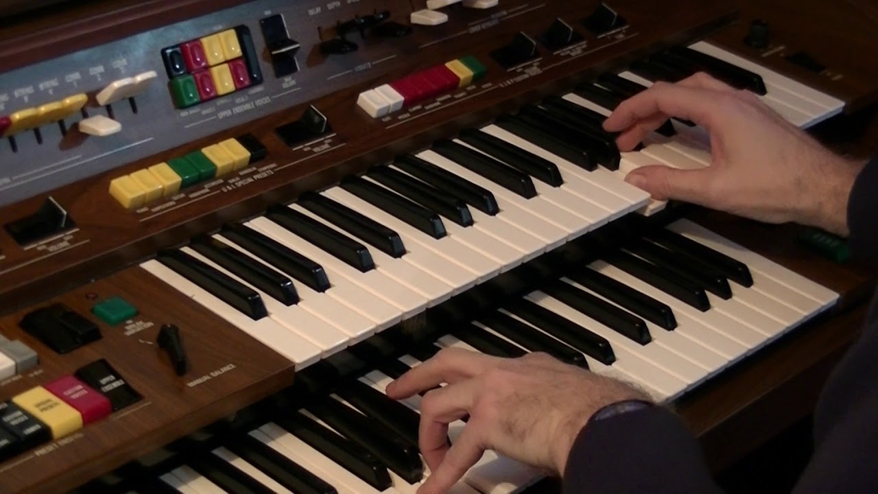 One Of Us played on Yamaha Electone C-605 by Darren Jones - YouTube