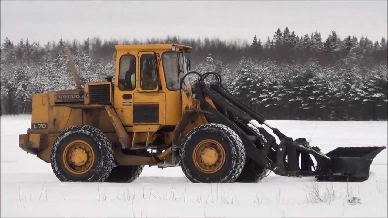 Volvo BM L70 Plows - YouTube