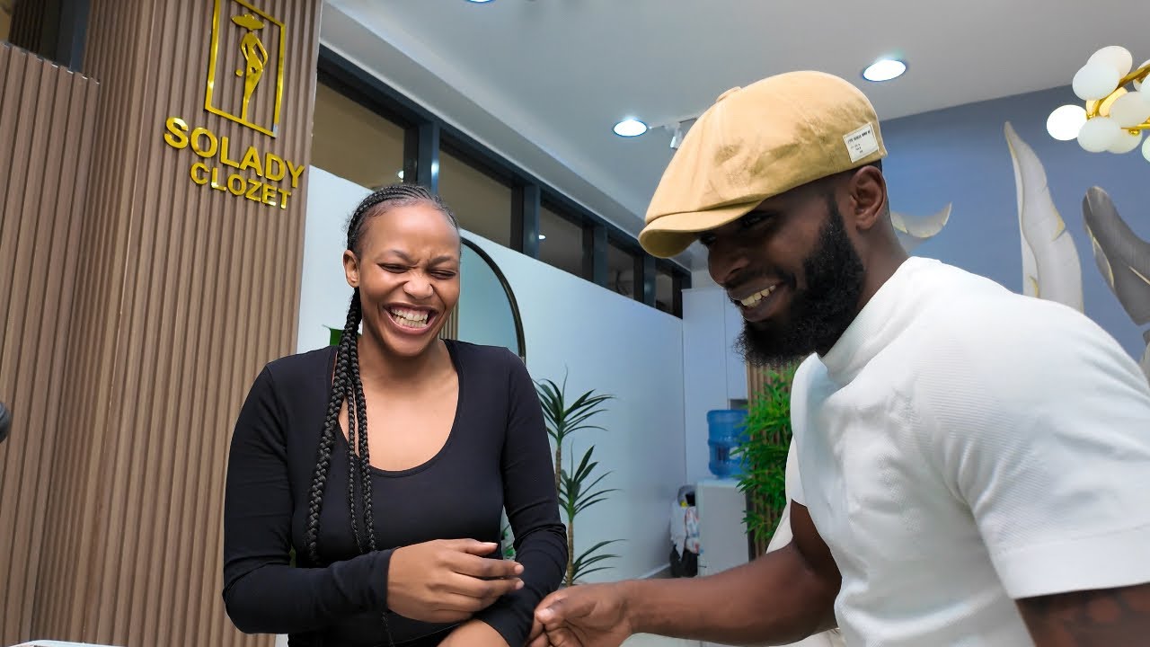 LIGHT MOMENTS OF GOLDEN EYE CREATION WITH THE MODELS AT SOLADY CLOZET FASHION SHOP PHOTOGRAPHY ...