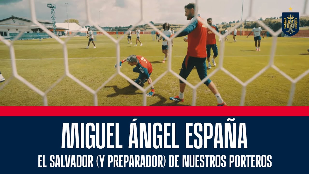 🦸🏻‍♂️ Miguel Ángel España, el salvador (y preparador) de nuestros porteros. #VamosEspaña 🔴 ...