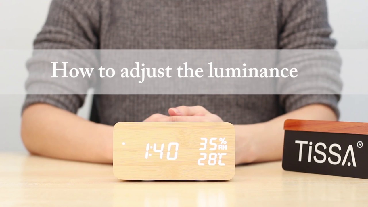 TISSA Wooden Alarm Clock NT34 with Temperature and Humidity-Luminance ...