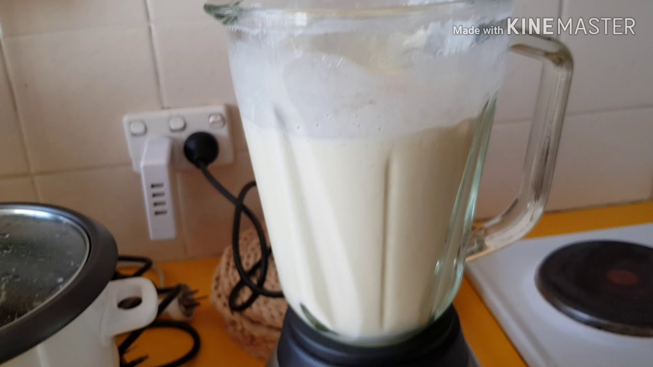 Easy Weet-Bix Mango Smoothie - YouTube