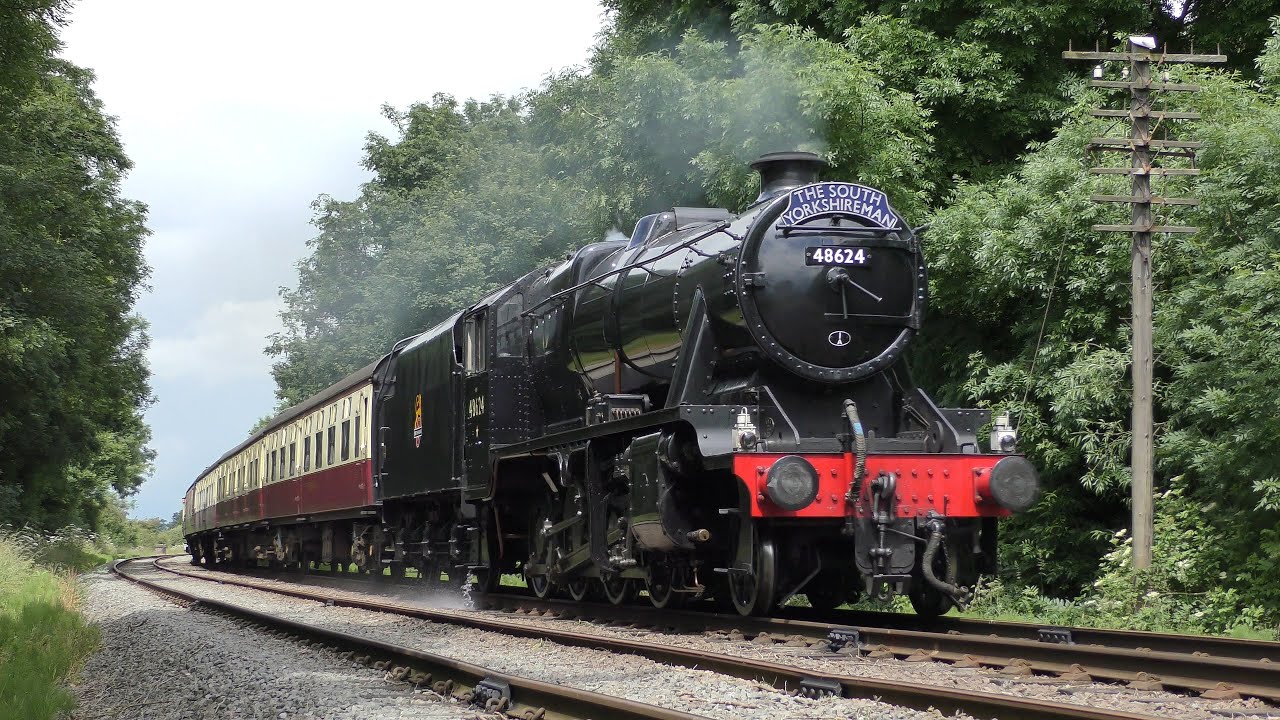 LMS Stanier Class 8F - 8624 - Great Central Railway - Leicestershire ...