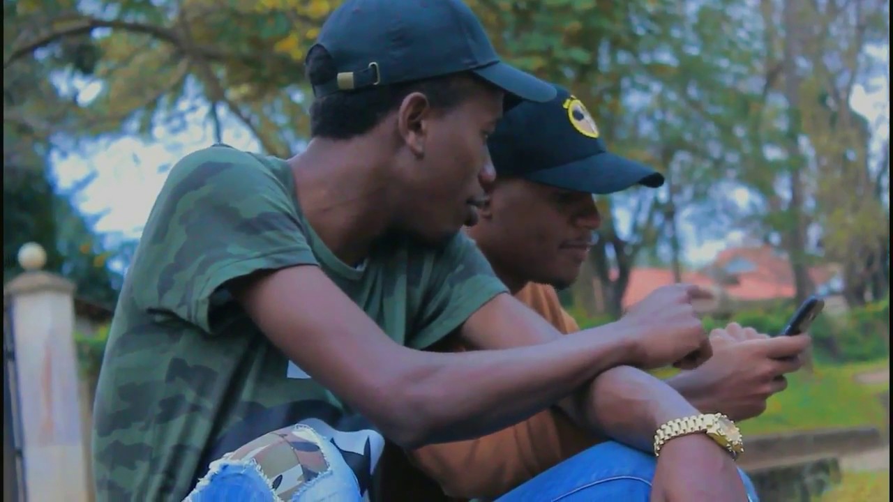 Chin bees pepeta official dancing video - YouTube