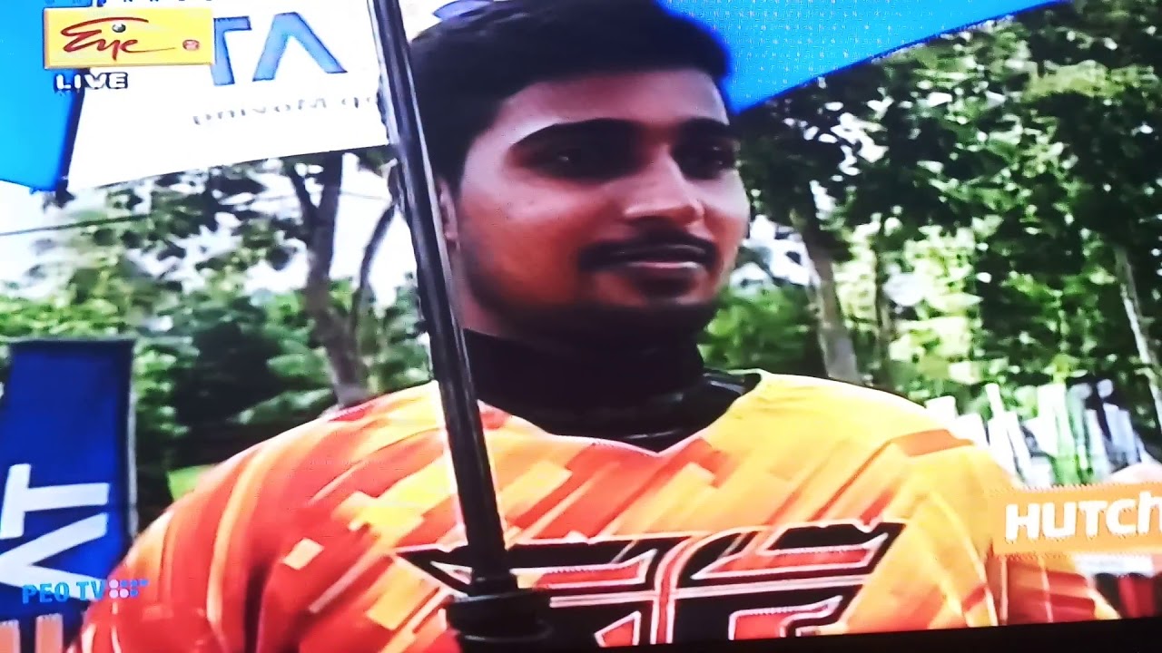 Evon gurusinghe at vijayabhahu motorcross with roopawahini live - YouTube