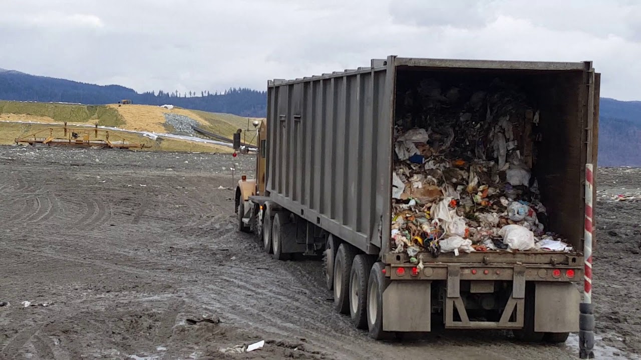 Tipper view at Cedar Hills landfill - YouTube