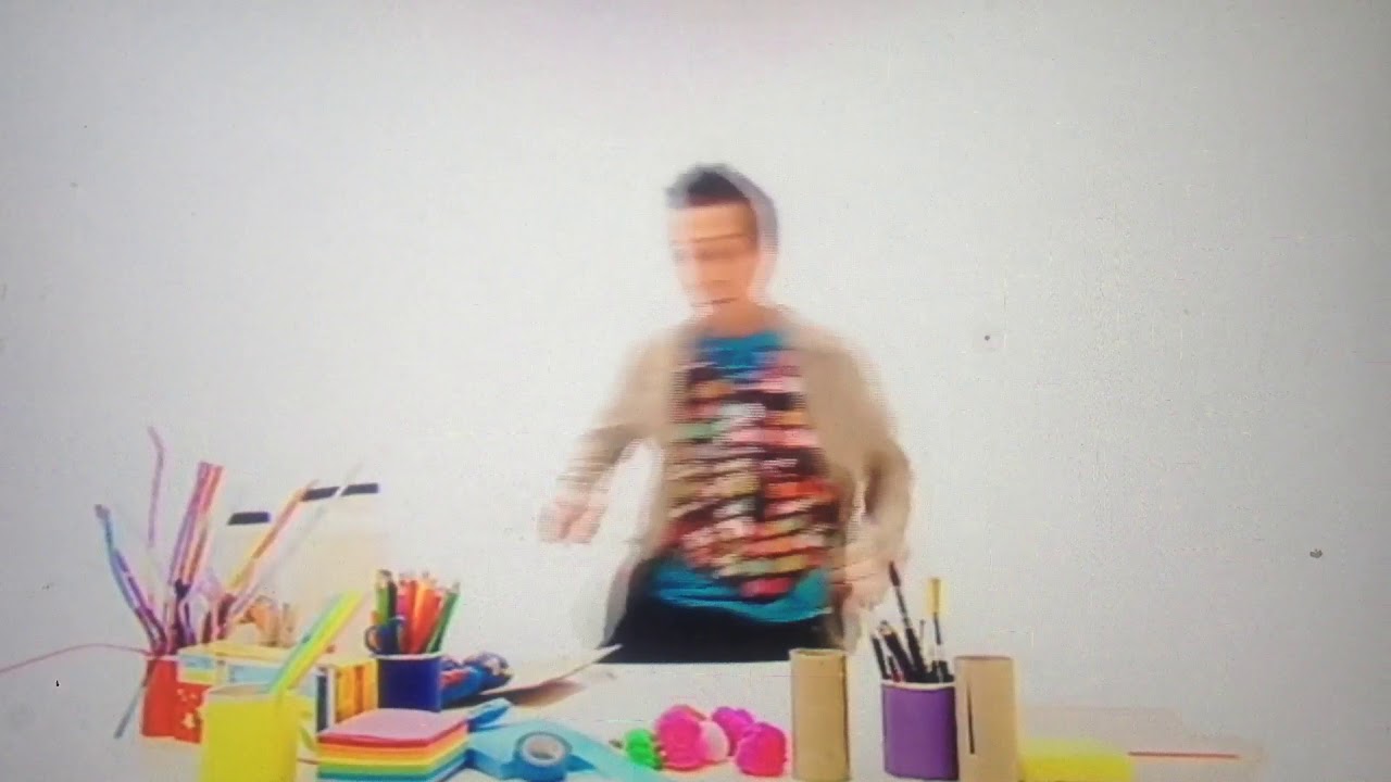 Mister Maker Theme Song - YouTube