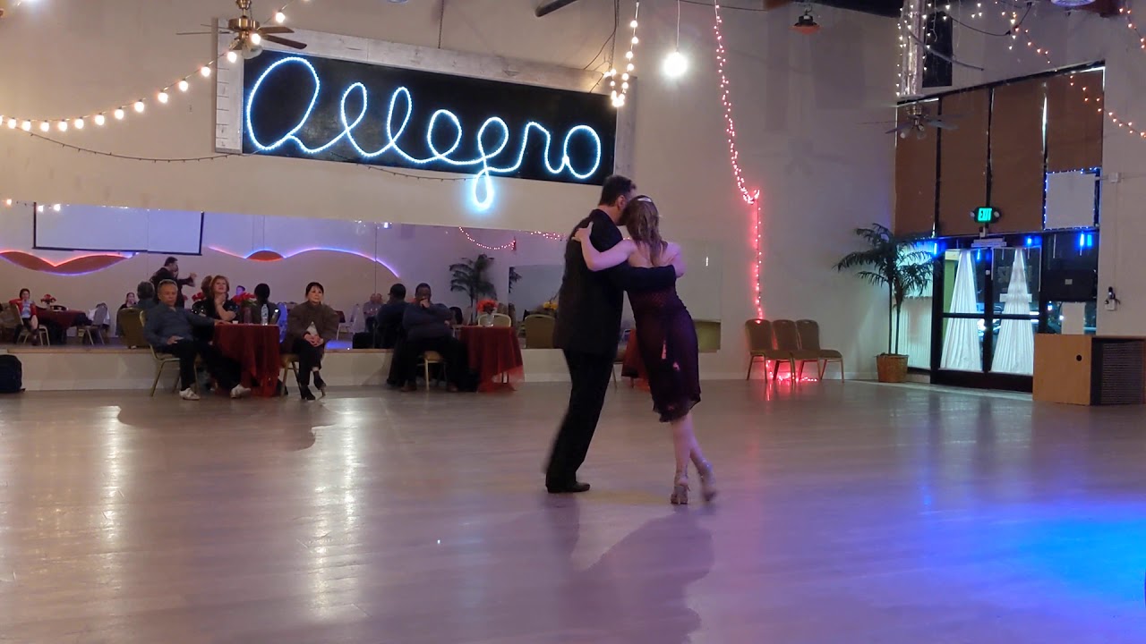 Argentine Tango Performance Gustavo & Luciana www.tangonation.com 2/18 ...