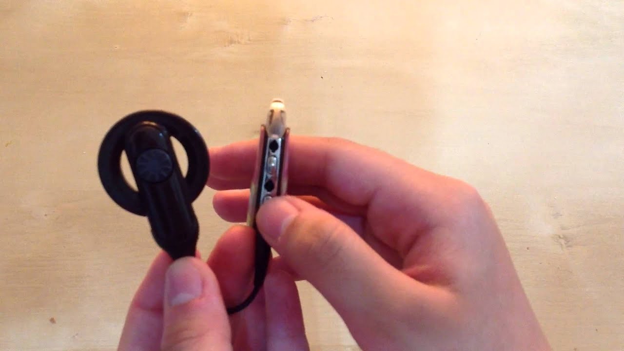 WHAT ARE THE BUTTONS OF A NUCLEUS 5 COCHLEAR IMPLANT FOR? - YouTube