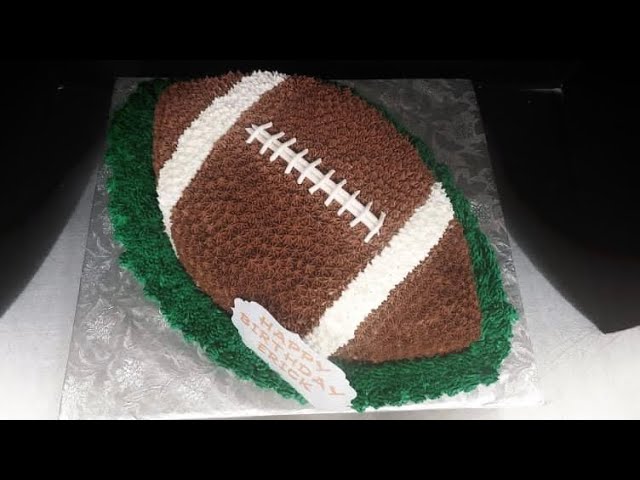 Pastel De Casco De Futbol Josiel Núñez Games Played Together