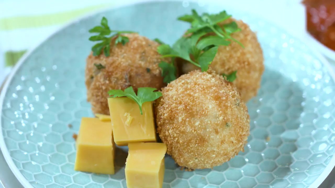 Cooking With Emojis - Golden Filled Cheesy Pap Balls Recipe🍞🧀🍚 - YouTube