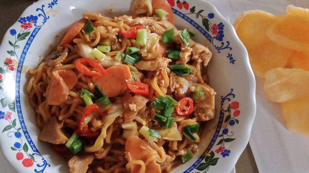 Mie nyemek dari mie intermie. mie jadul yang murah meriah gak kalah ...