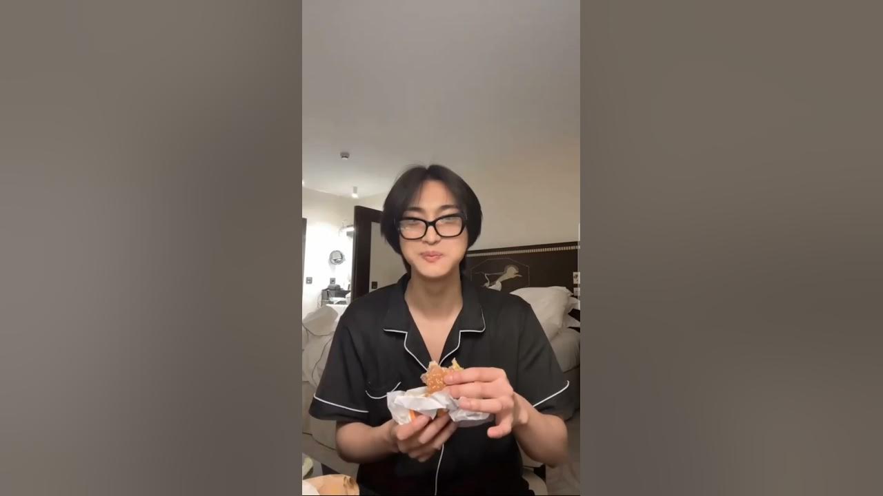 231015 Seonghwa's 먹방 pop - YouTube