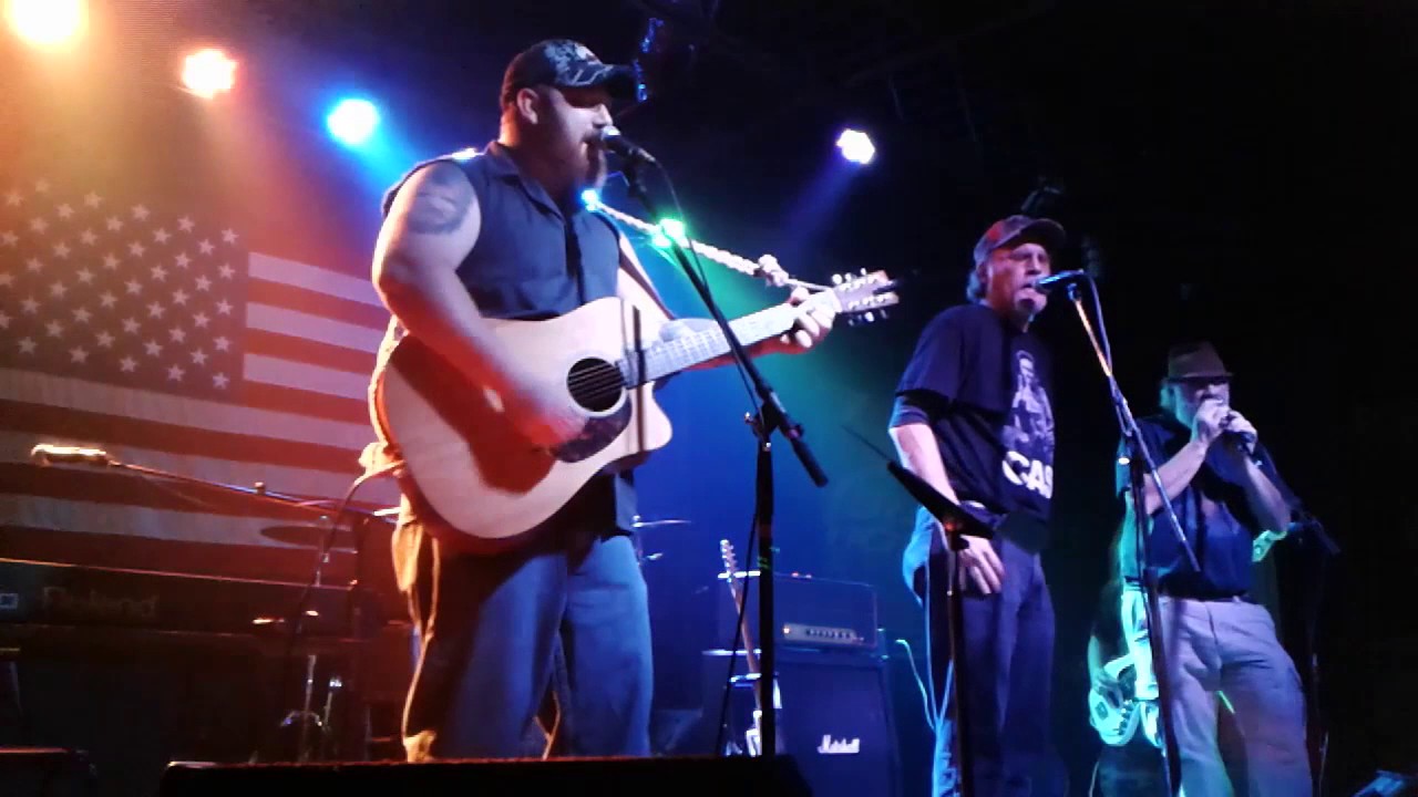 Shawn Sweeney and friends The Weight 1 19 17 Old Crow Bar - YouTube