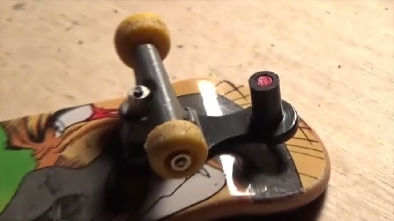 tech deck fire foot - YouTube
