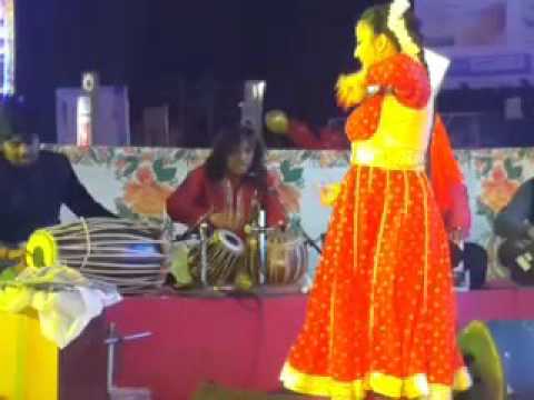 Pt. Rajesh Gangani Taal 7.5 with Labonee Mohanta - YouTube