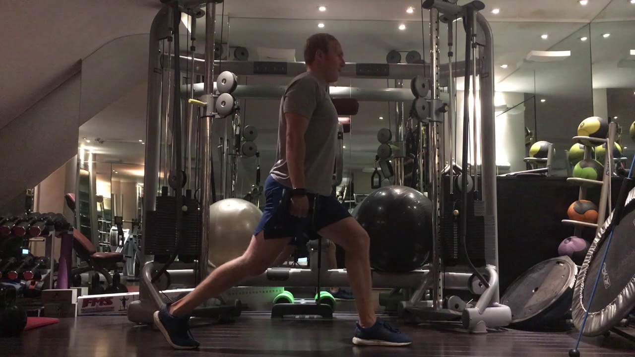 Forward Lunge and Pulse - YouTube