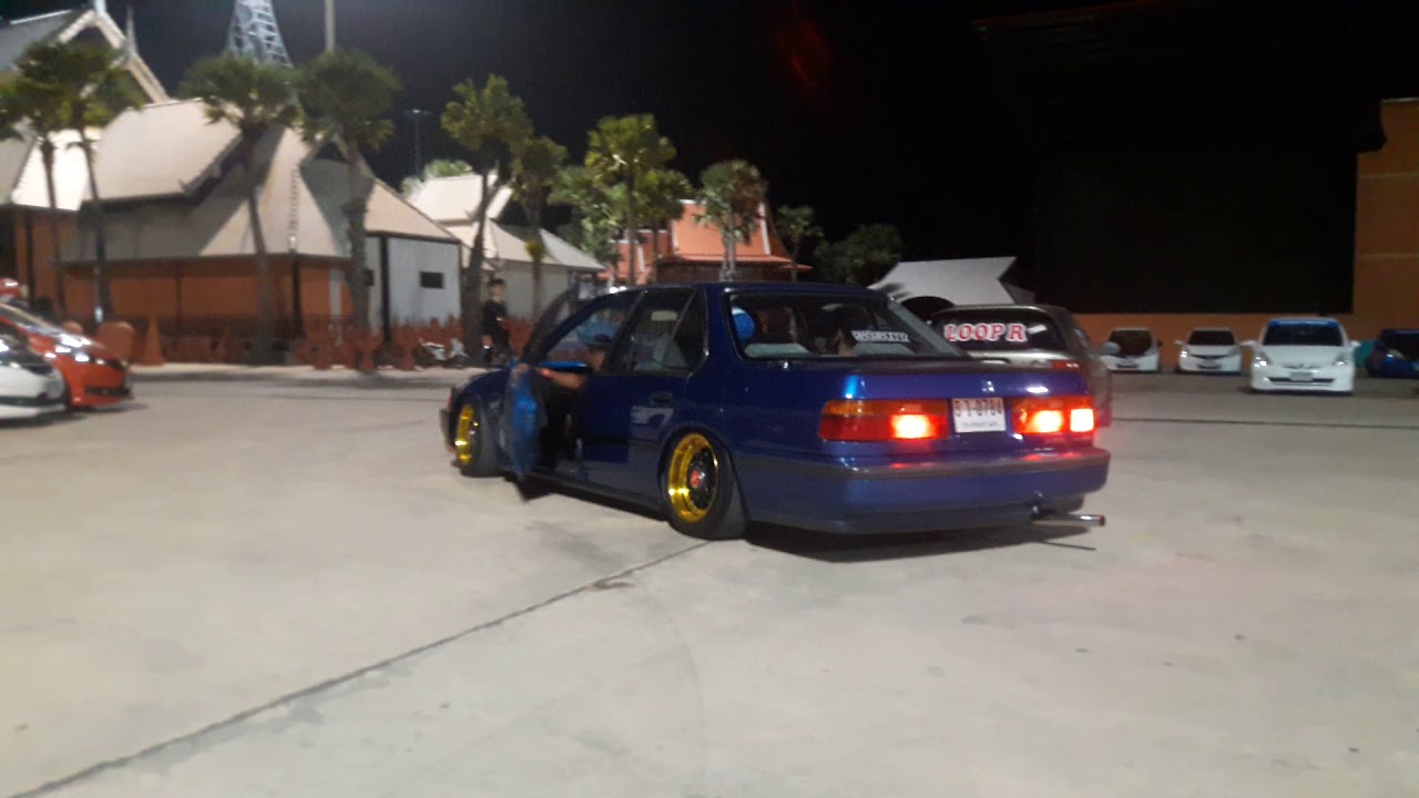 Honda cb7 stance SisNy LowLevel Honda fest thailand 2019 - YouTube