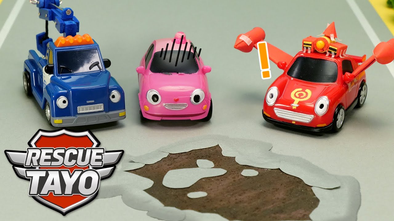 Super Hook Reki! Save the Vehicles Stuck in the Pothole! | Rescue Tayo ...
