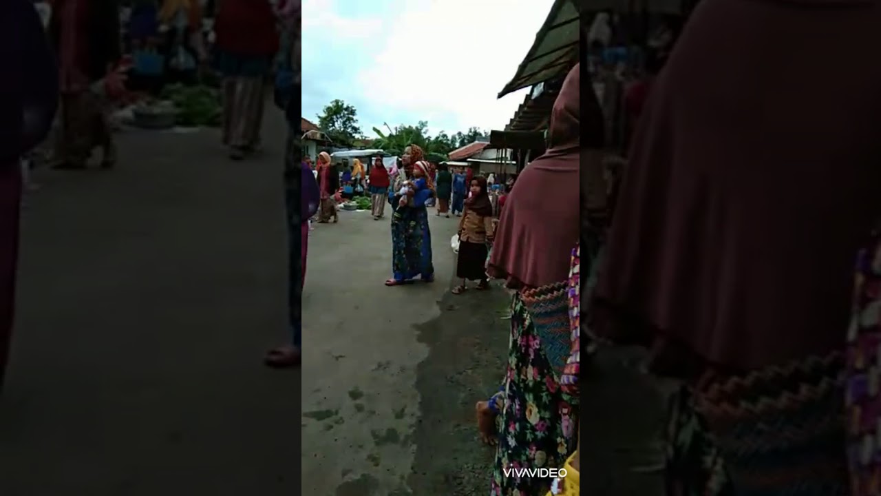 Pasar legok kedawon - YouTube