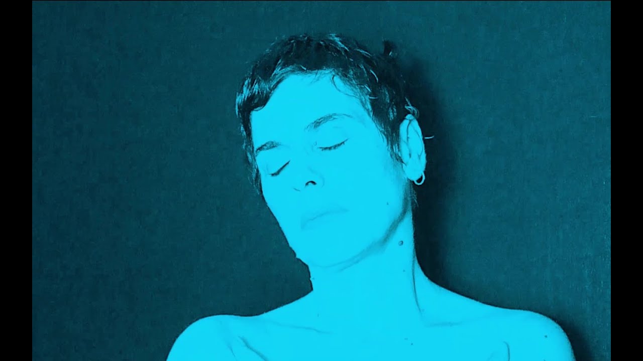 Teardrop - Massive Attack (cover) Ornella Amodio - YouTube