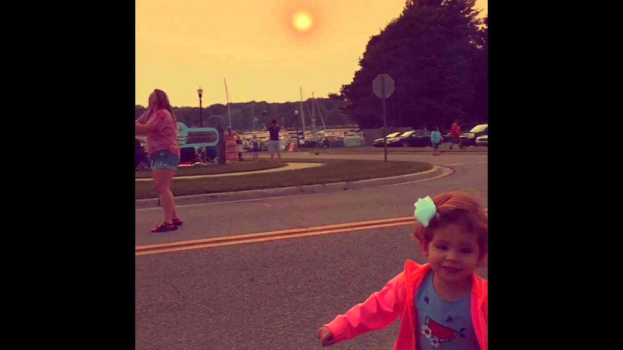 Funny Slow Motion running. Little kids - YouTube