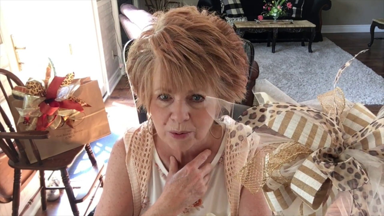 How to Make a Bow with Debbie - Memories of Home - YouTube