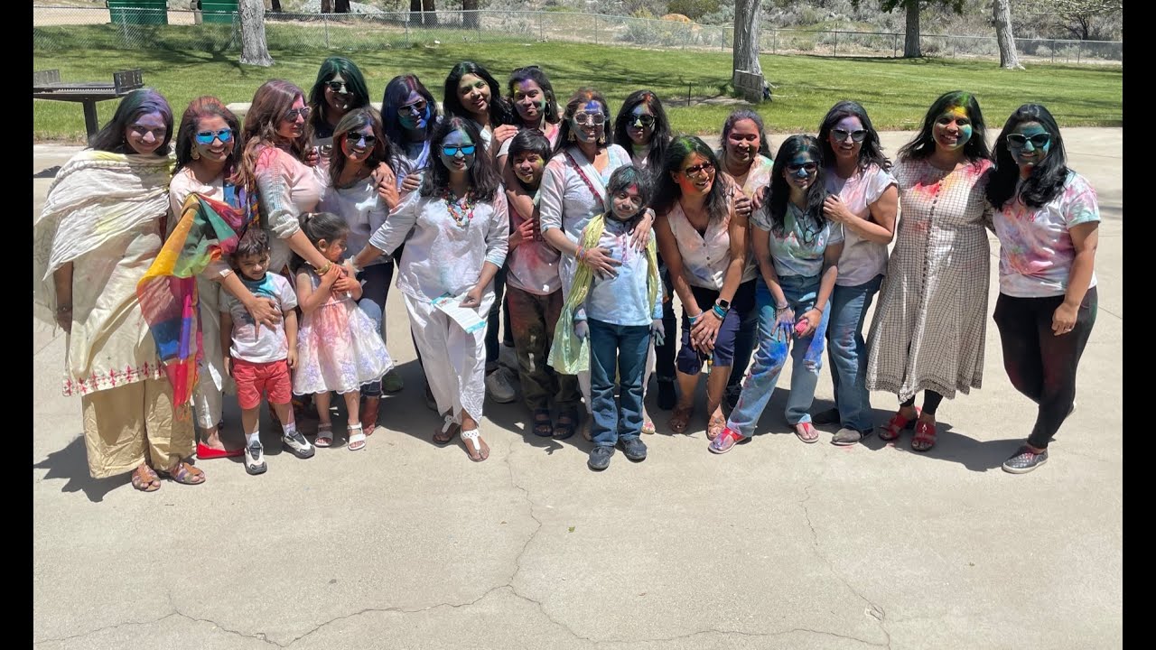 Flash Mob-Holi 2022 | #holimeinrangeele,#balampichkari,# ...