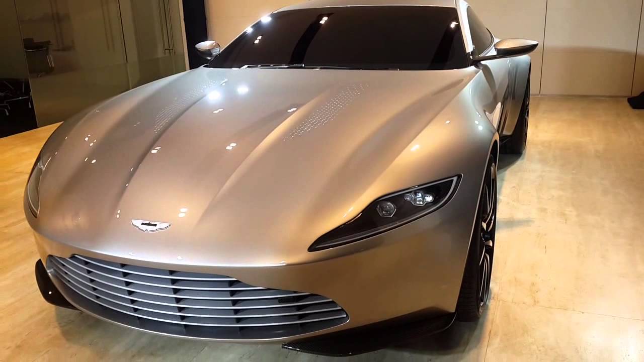 Aston Martin DB10 007 - YouTube