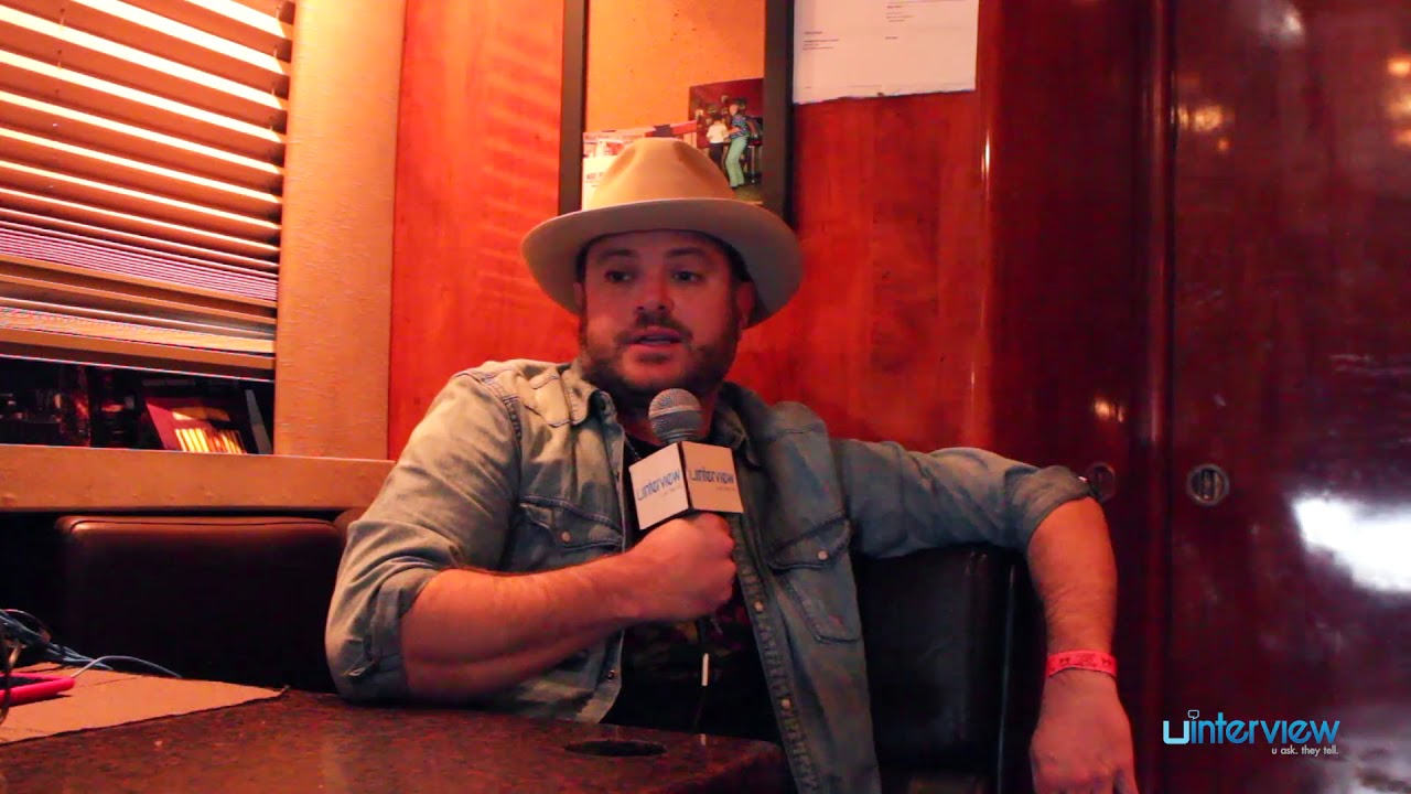 Country Singer Wade Bowen on His New Album, Favorite Track - YouTube