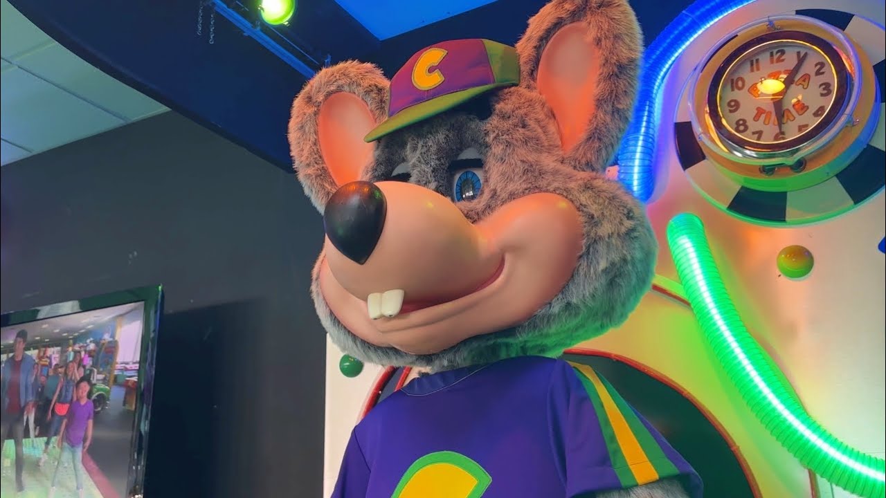 Animatronics Chuck E Cheese IGN Stephen Coonrod, An Employee Of