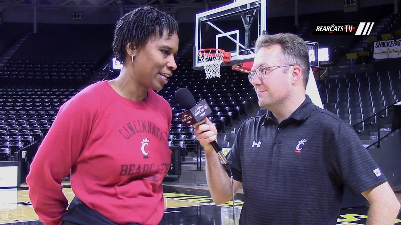 Jamelle Elliott Recaps Bearcats' Last Minute Win At Wichita St - YouTube